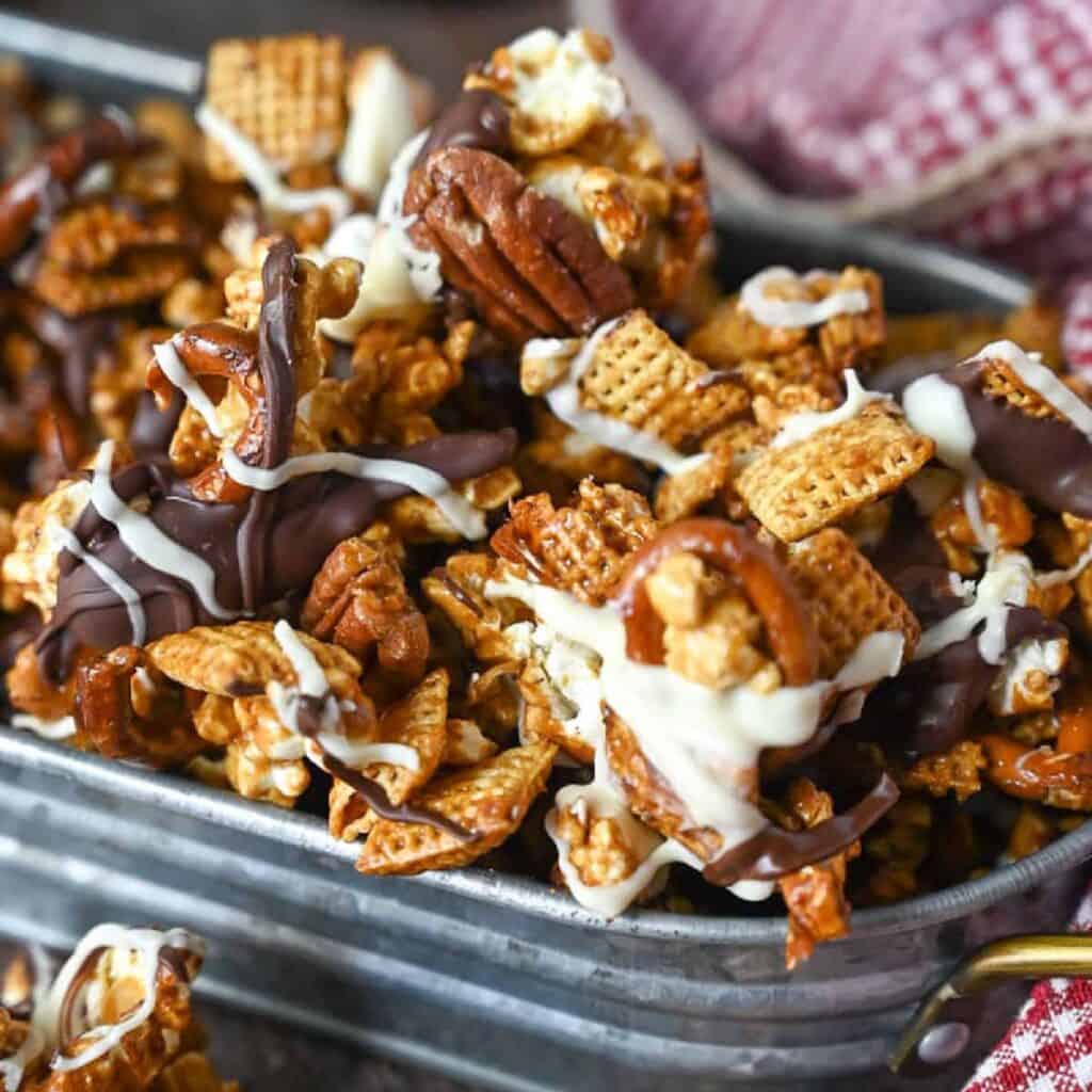40+ Dessert Popcorn Recipes | Party Food Favorites