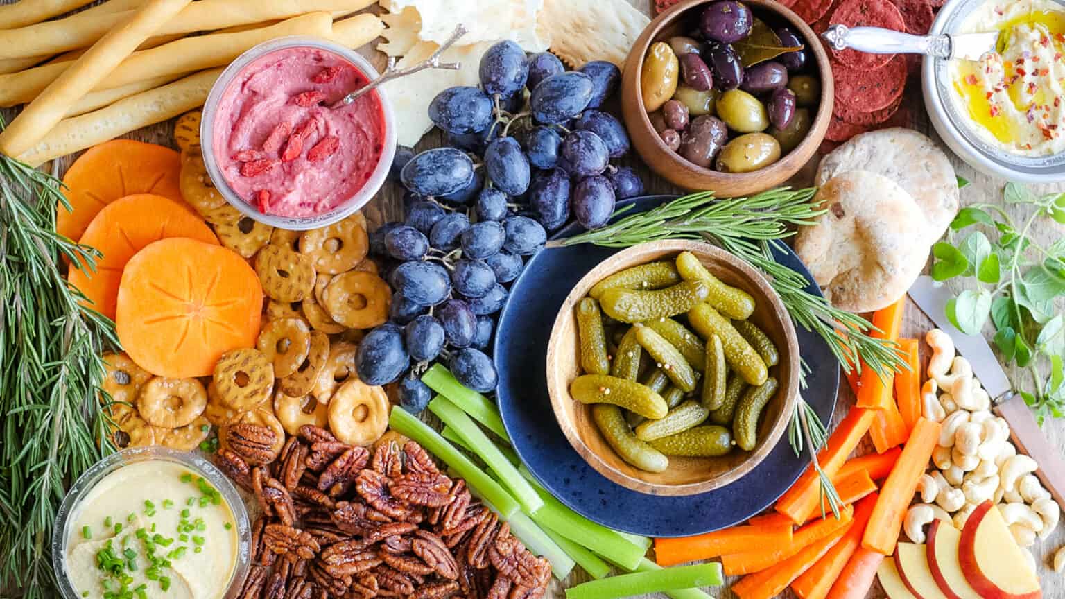 19 Unique Charcuterie Board Ideas That aren't Meat and Cheese | Party ...
