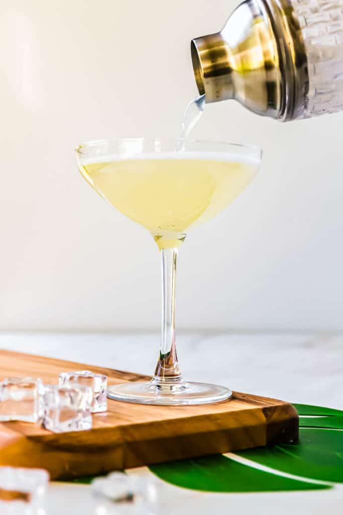 Easy Key Lime Daiquiri Recipe | Party Food Favorites